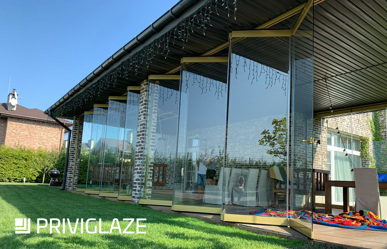 Frameless Bifold Doors for Open, Modern Spaces